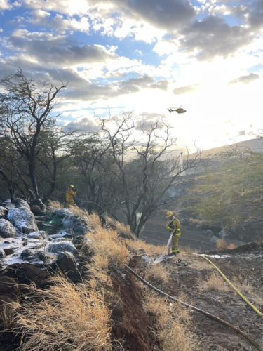 Kihei fire 100% contained, 35 acres burned | News, Sports, Jobs - Maui News